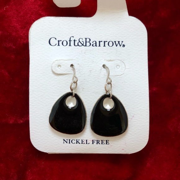 croft & barrow | Jewelry | Nwt Croft Barrow Black Earrings | Poshmark